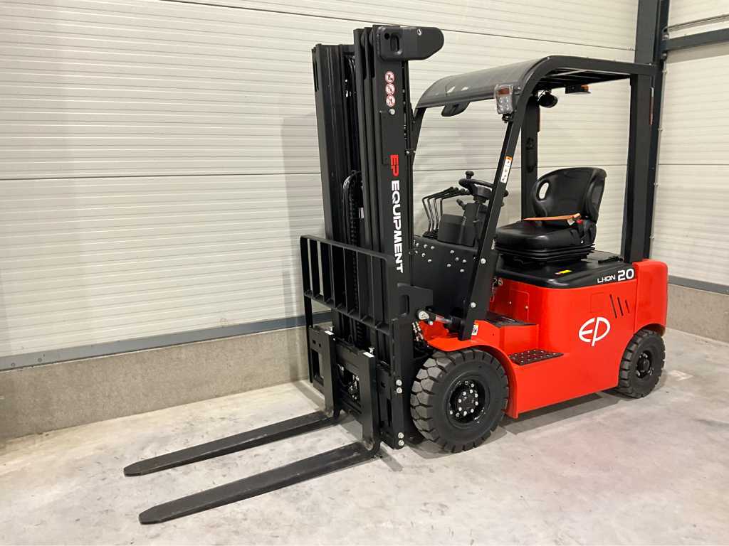 Ανυψωτικά Μηχανήματα | Παλετοφόρα | Κλάρκ - Tsagias.gr